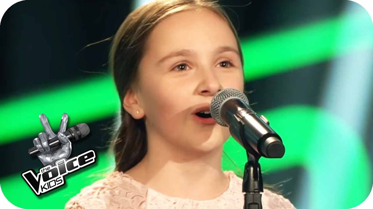 11-year-old Sofie - 'Non, Je Ne Regrette Rien' - Edith Piaf