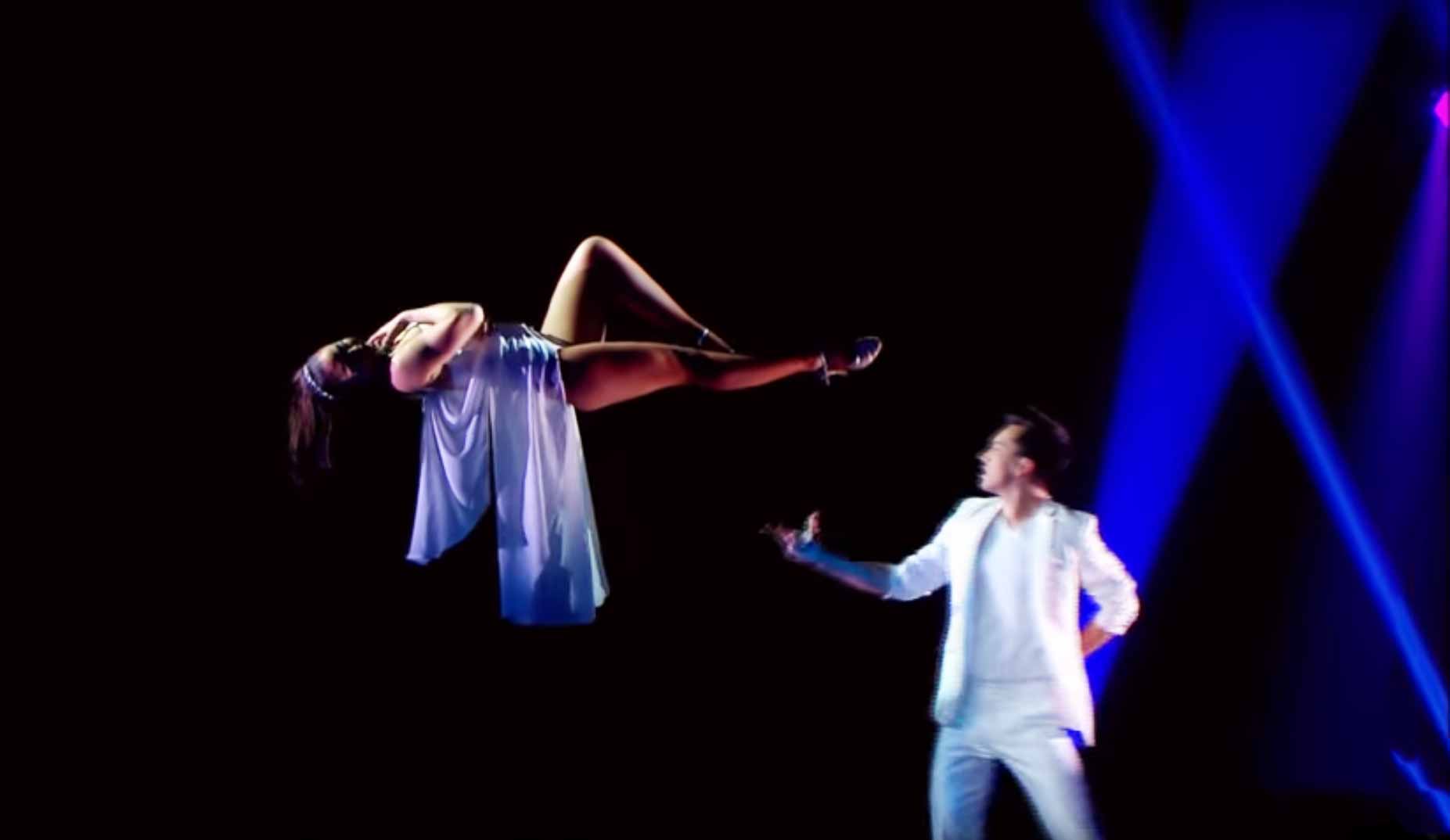 Adrien Wild - Double Levitation - The World's Greatest Cabaret