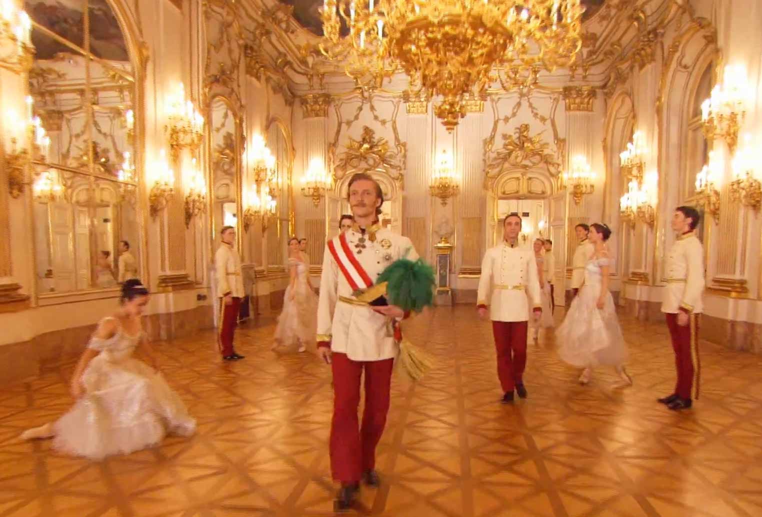André Rieu - Emperor Waltz by Johann Strauss