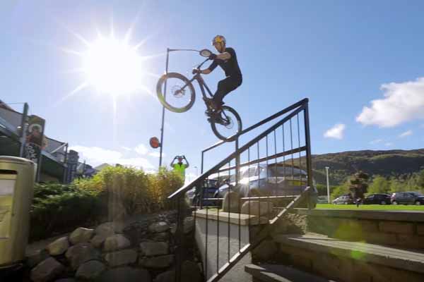 Extreme Bicycle Skills - Danny MacAskill - Aviemore, Scotland