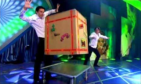 Flying Box Illusion by Magic Unlimited