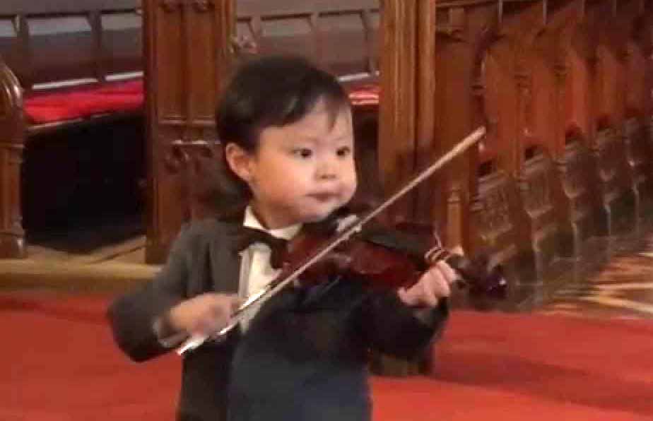 Joshua Tan - Aged 3 - Performing Violin At His First Concert