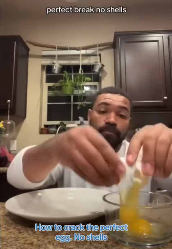 Master the Perfect Egg Crack: Say Goodbye to Shells!