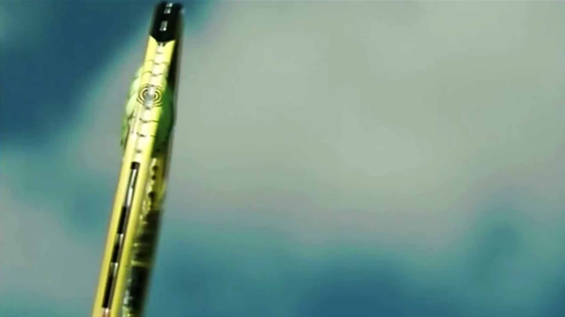 Tennis Ball Slow Motion (142 mph - 6000 fps)