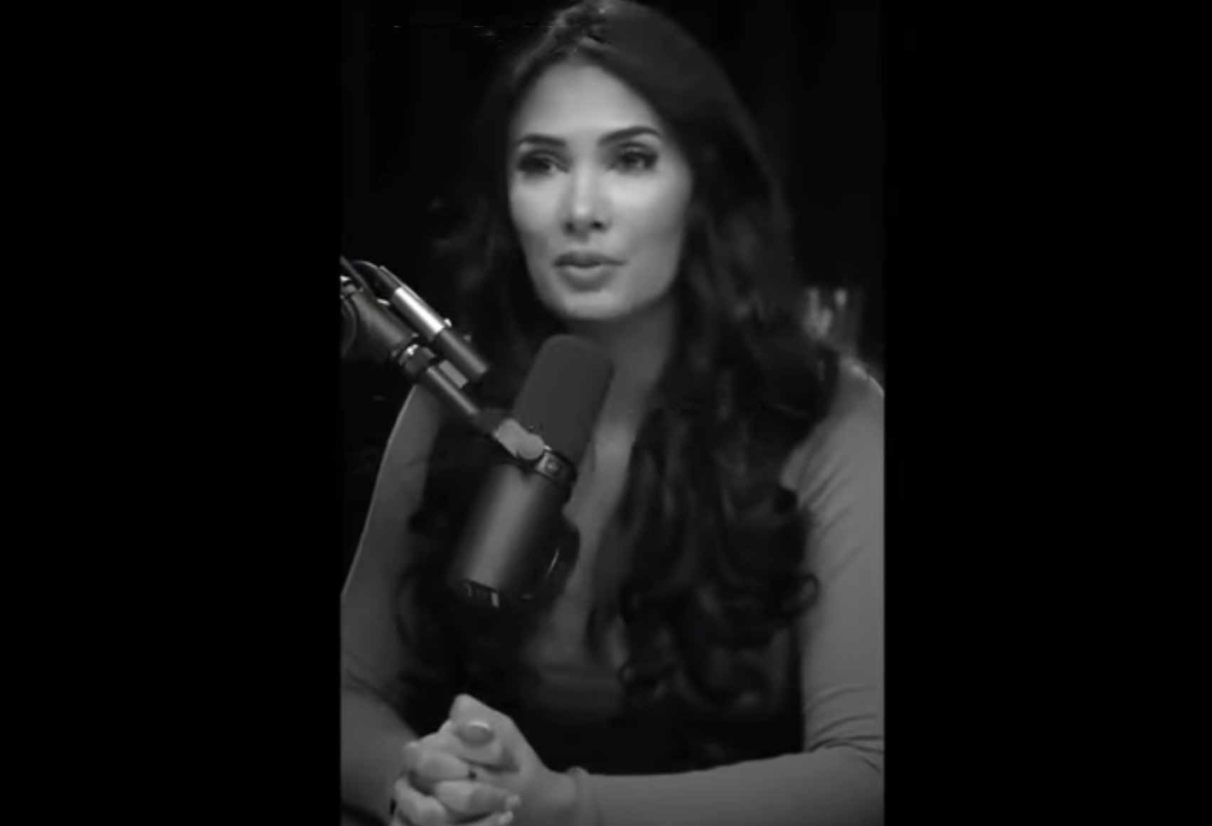 The Dynamics Of Small Gestures In Relationships