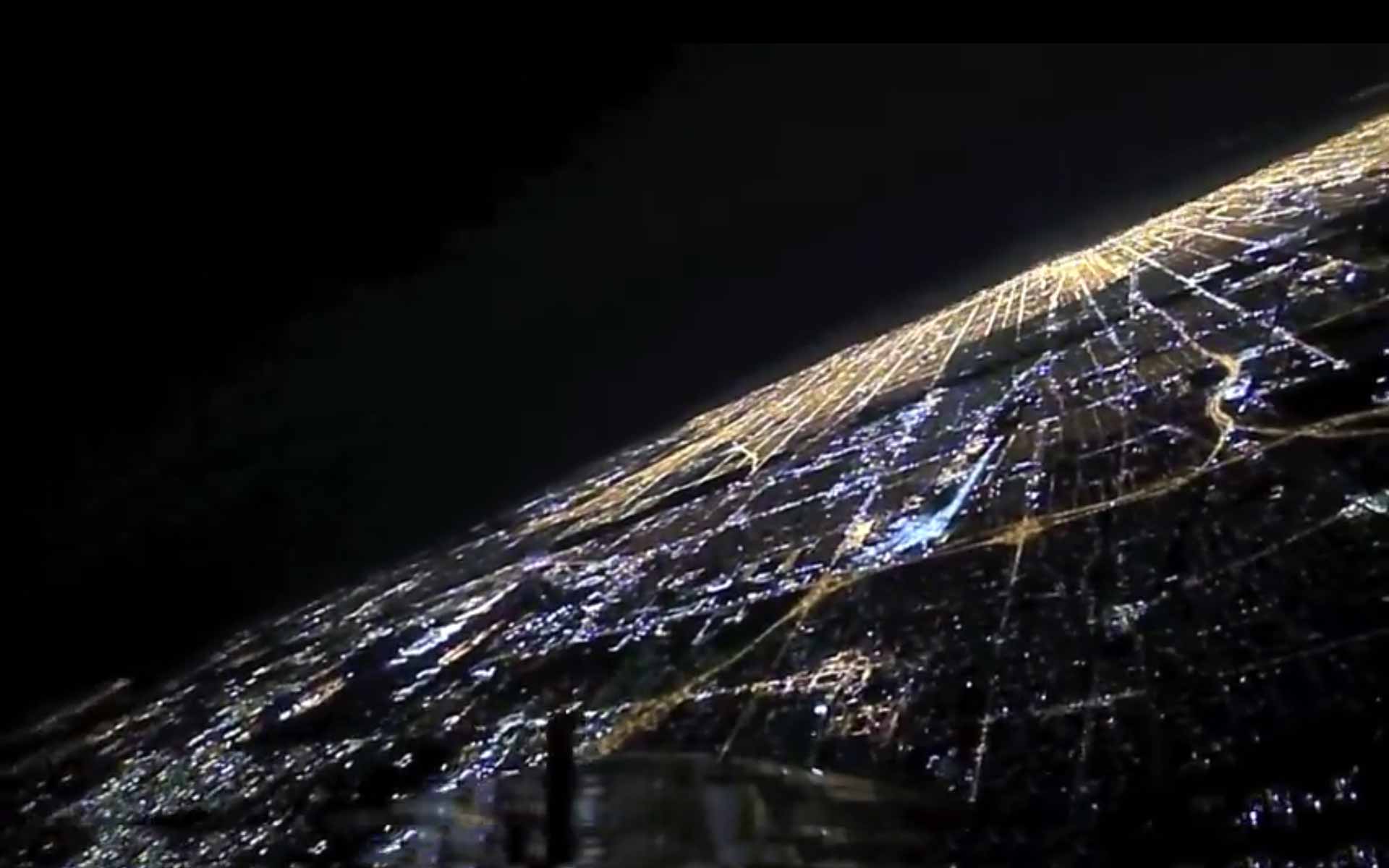 Timelapse Of A Jetliner Landing At Night In Chicago