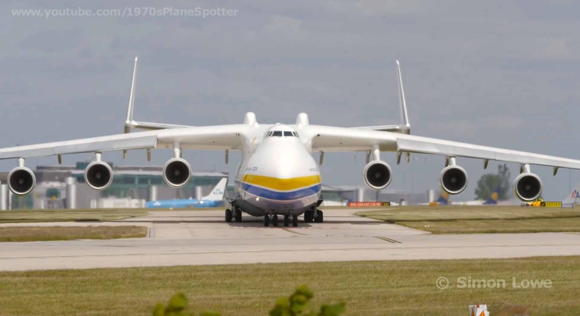 World's Largest Aircraft - Antonov 225 - Takes Off From Manchester Airport